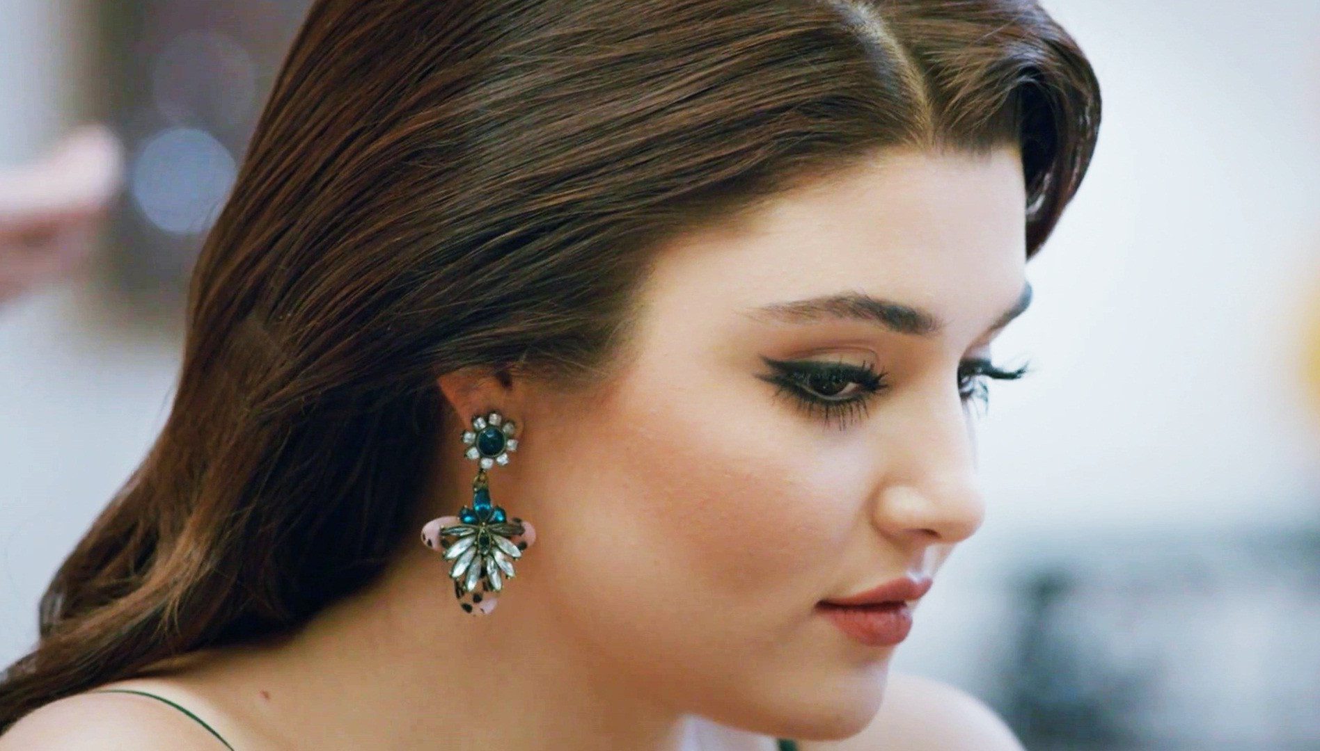 راز های آرایشی هانده ارچل و میکاپ فوق العاده او